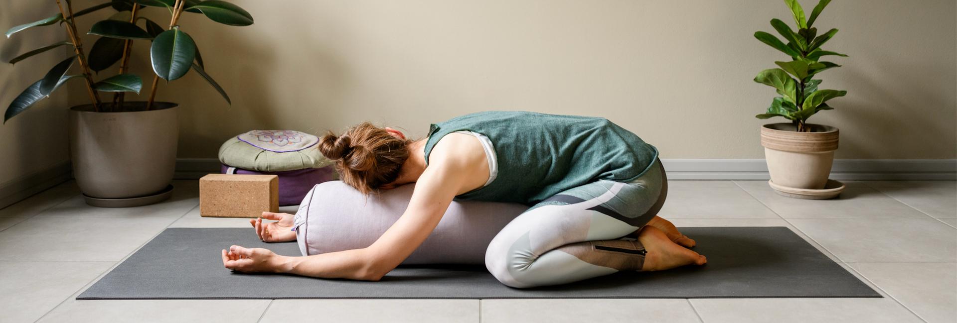 Deep Rest - Restorative Yoga with Warm Stones and Aromatherapy